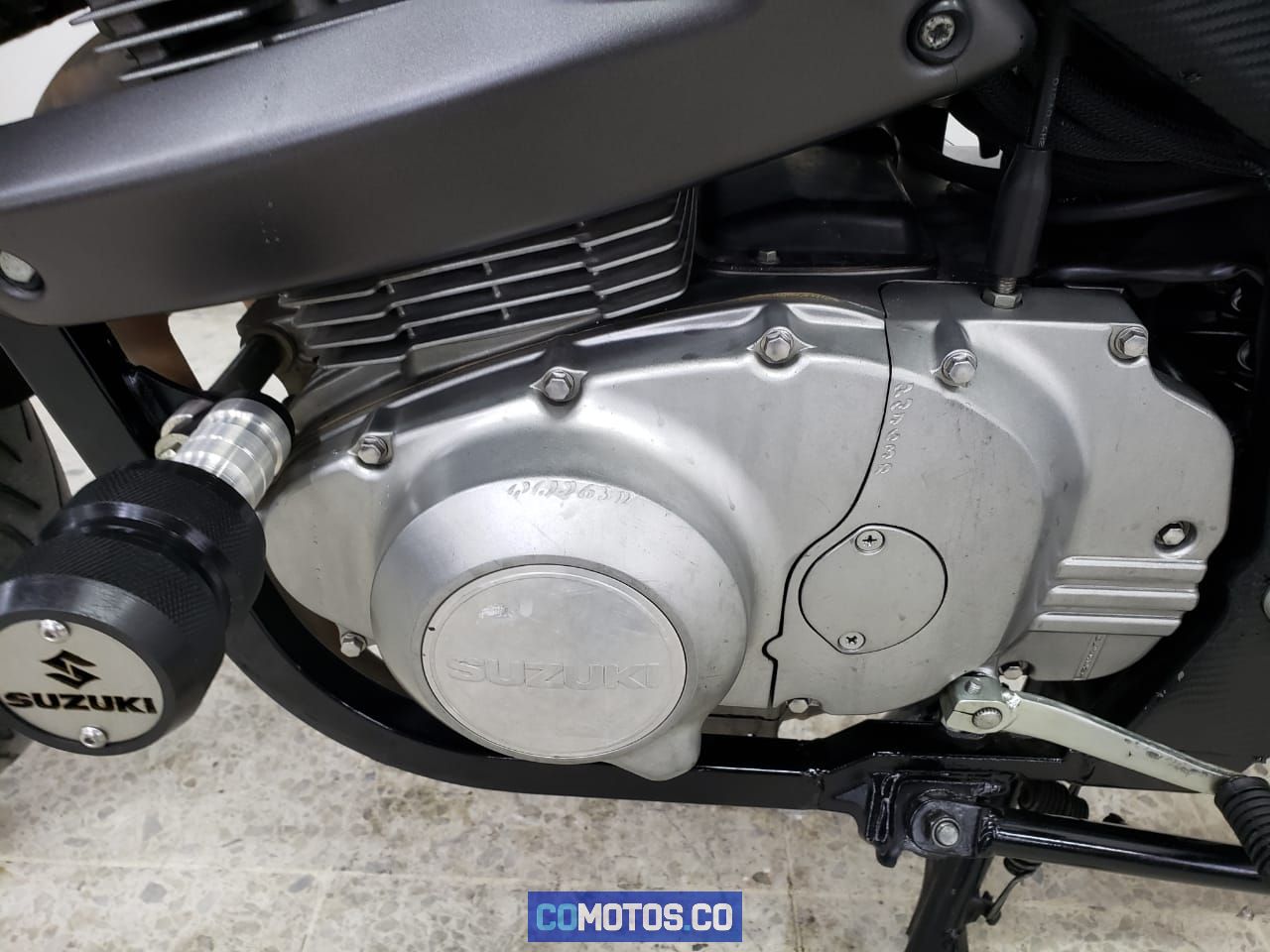 Suzuki GS 500 | Precio, ficha técnica, especificaciones y consumo