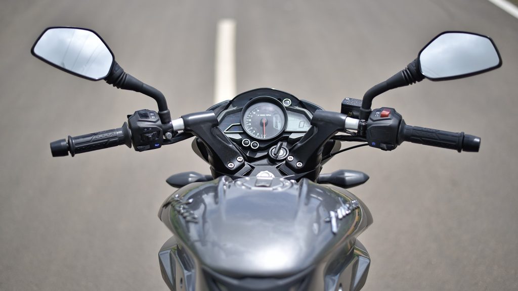 Bajaj Pulsar NS 160 modelo 2022 Ficha técnica y Precio