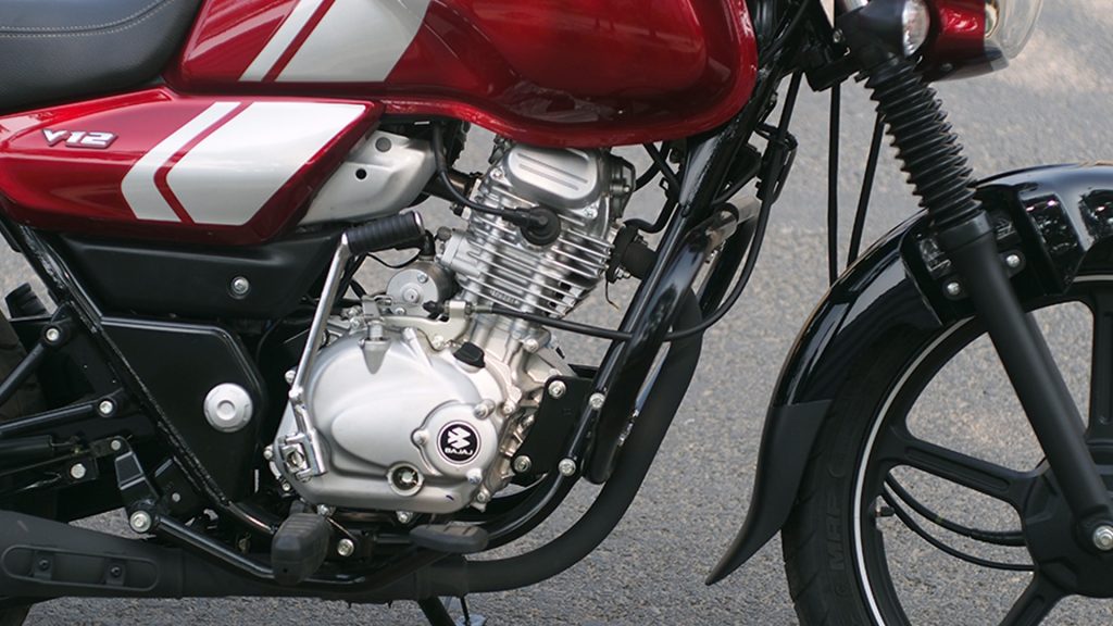 Nueva Bajaj V12 2018, Precio, Ficha Técnica y detalles a profundidad