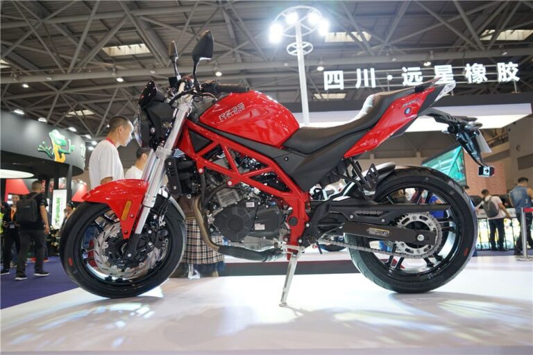 Nueva Victory Venom 400 modelo 2022 Precio y ficha técnica