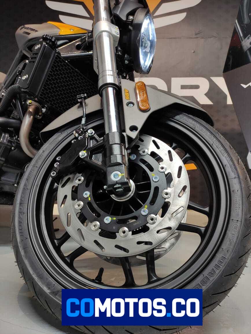 Nueva Victory Venom 400 modelo 2022 Precio y ficha técnica