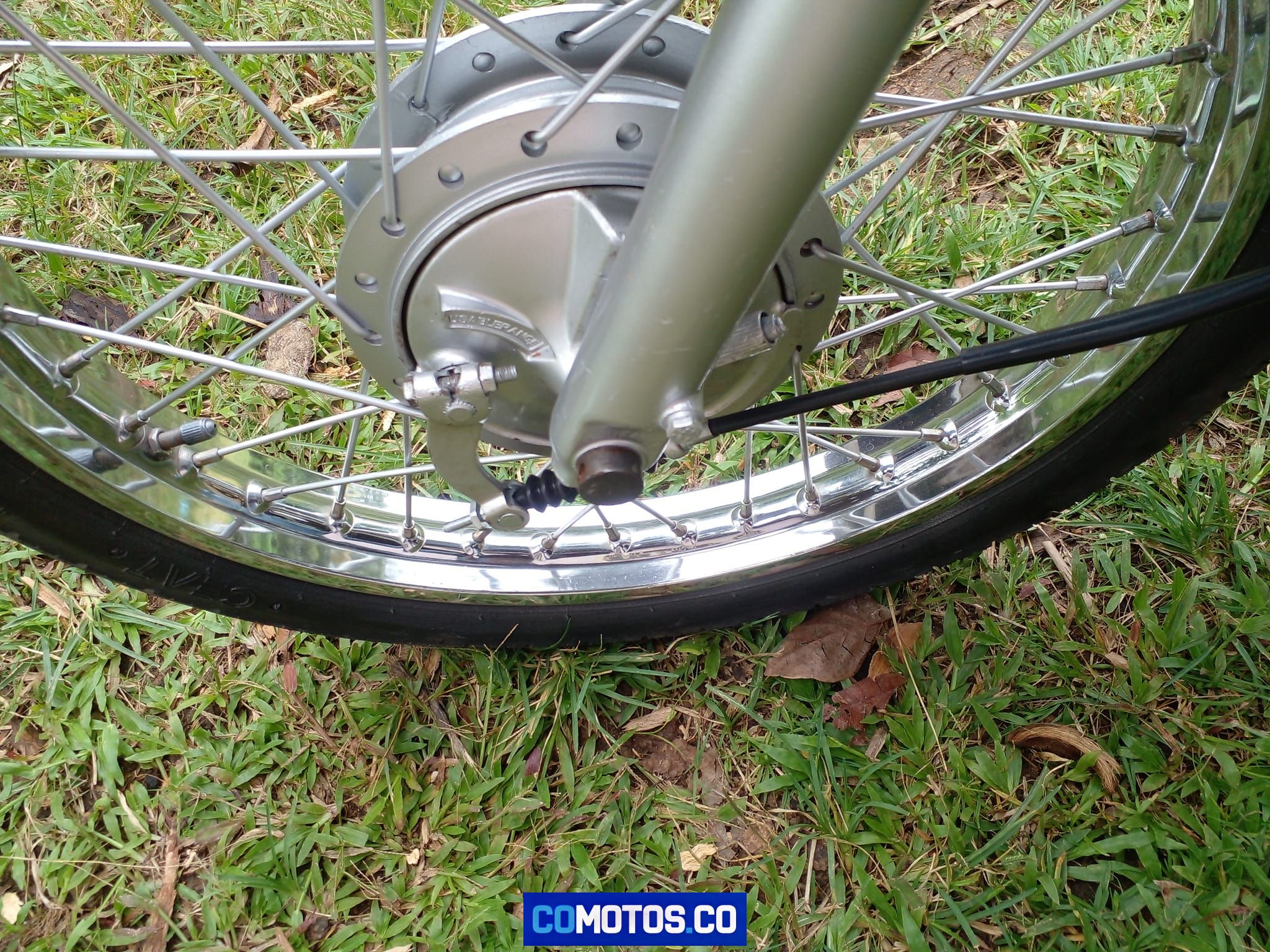 Auteco Bajaj Caliber 115 | Precio, ficha técnica, características y fotos