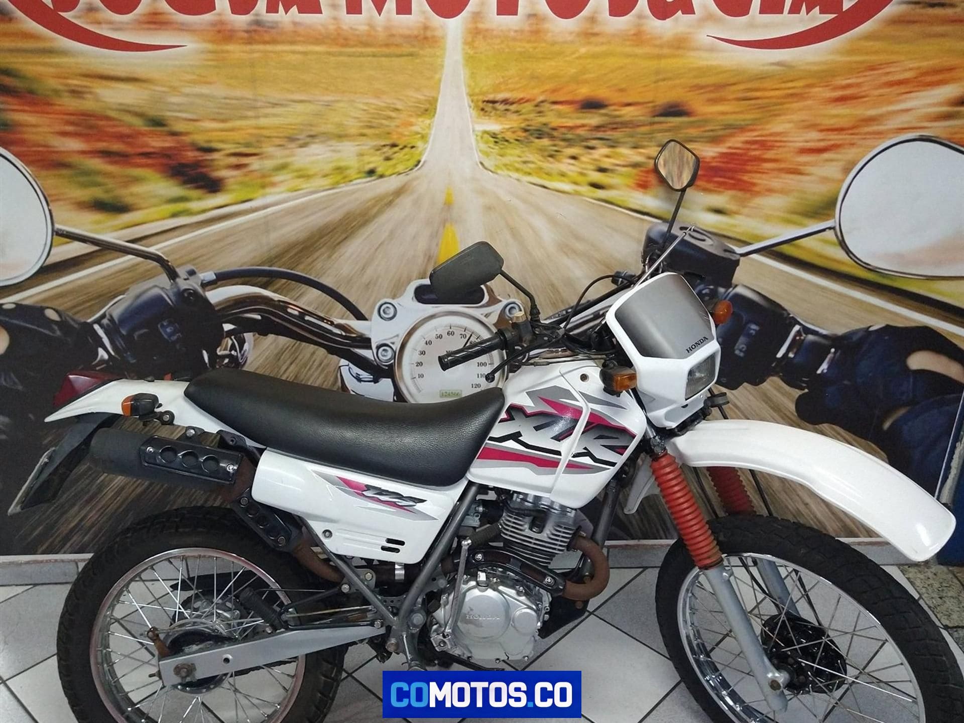 Honda XLR 125 | Precio, ficha técnica, características, especificaciones