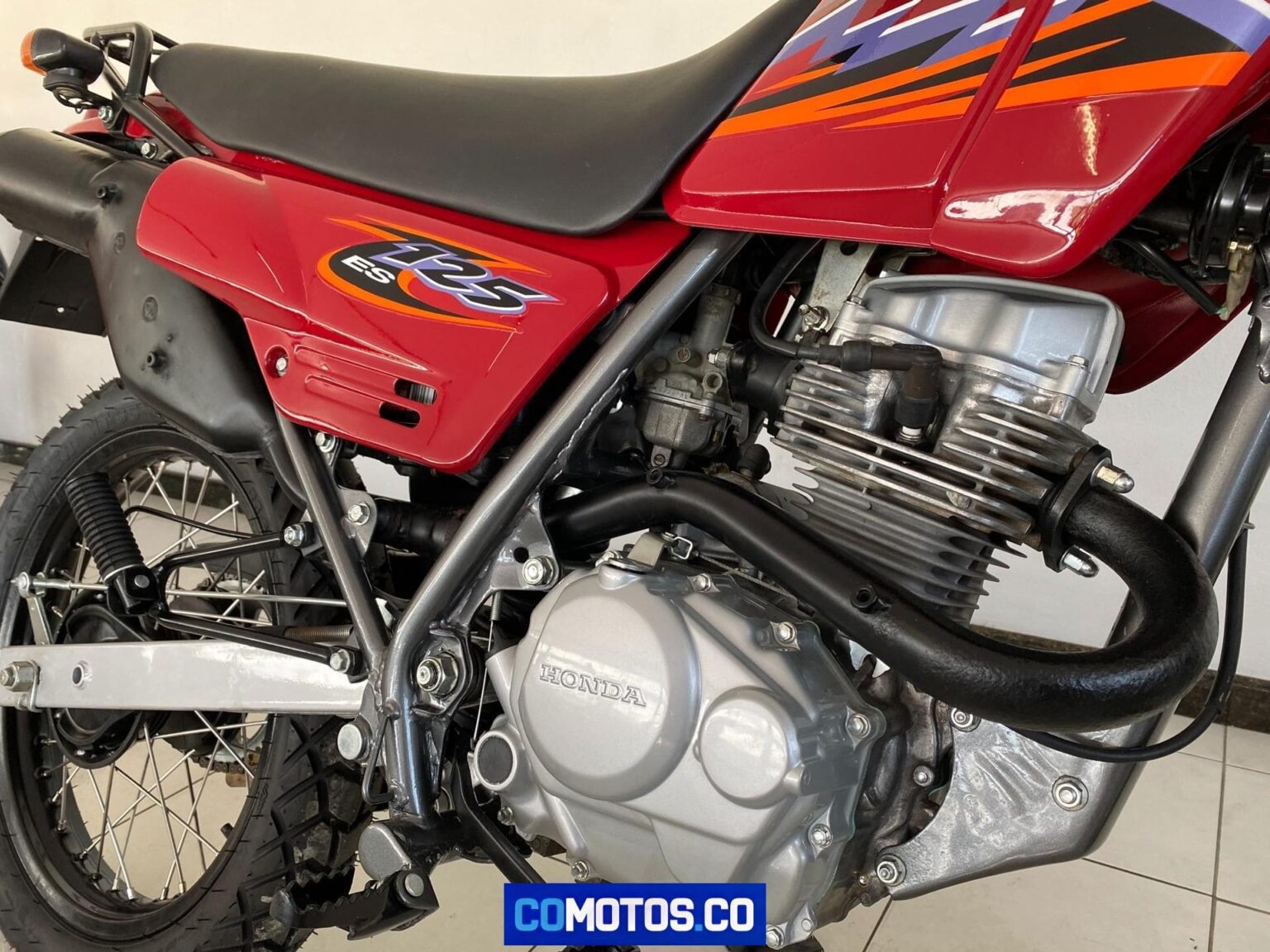 Honda XLR 125 | Precio, ficha técnica, características, especificaciones