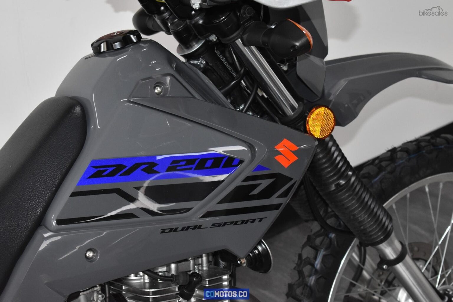 Suzuki DR 200 | Ficha técnica, precio, consumo, velocidad, fotos