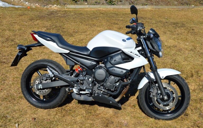 Yamaha XJ6 | Ficha técnica, precio, consumo, velocidad, fotos