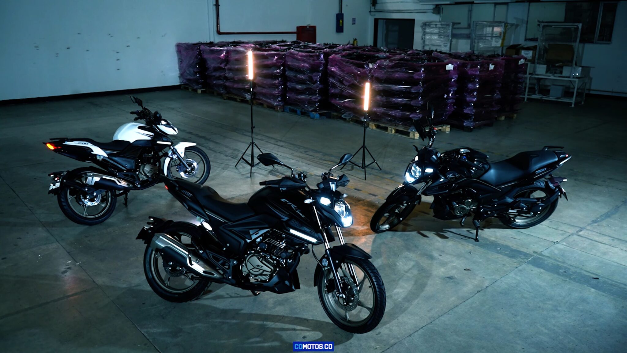 Nueva AKT CR4 200 PRO | Precio, ficha técnica, velocidad