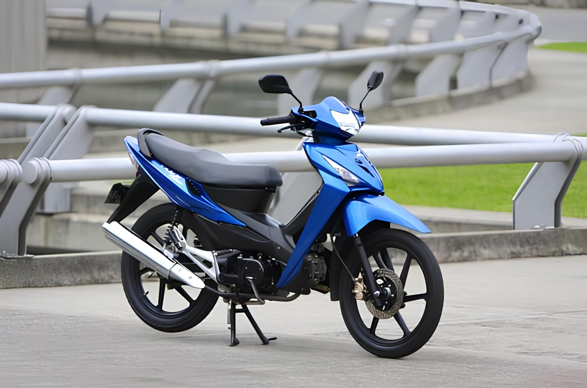 AKT 125 W Flex | Precio, ficha técnica, velocidad, consumo