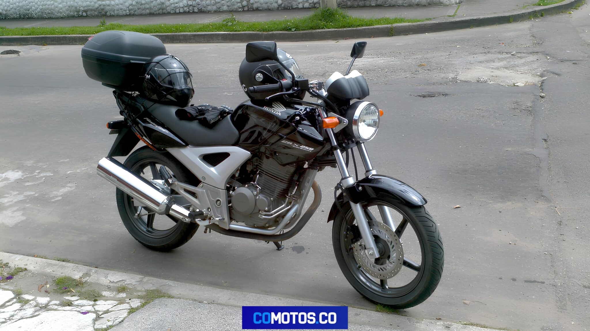 Honda CBX 250 Twister | Precio, ficha técnica, velocidad, consumo